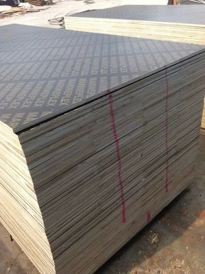 2018 Good Quality Waterproof 4x8 Brown Film Faced Plywood