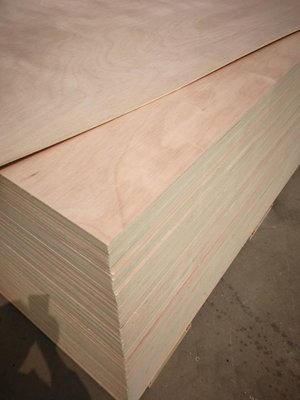 Factory direct selling plywood bintangor face poplar core good quality with competitive price.
