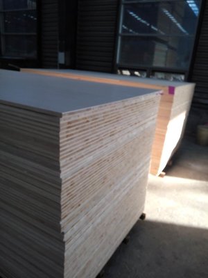 Mr, E0,E1 Glue 2.5mm-30mm block board Plywood for Furniture