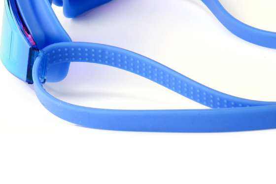 New Professional 100% UV Swim Goggle Waterproof Anti-Fog HD Swim Glasses supplier