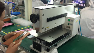 China Pneumatic PCB Cutting Machine With Two Japan Linear Blades For PCB Assembly supplier