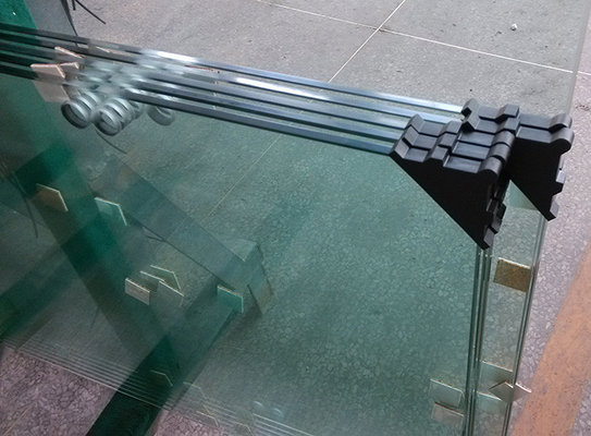 Safety Frameless Shower Door Glass Heat Soaked BS6206 Standards supplier