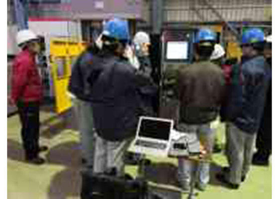 Servo Hydraulic Tension Fatigue Testing Equipment Single Zone 1000kN 0.01～10Hz