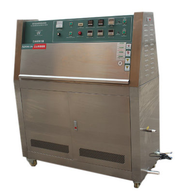 ASTM G154 UV αίθουσα δοκιμής 280 - 400 NM με το λαμπτήρα ζωής υπηρεσιών 1600h
