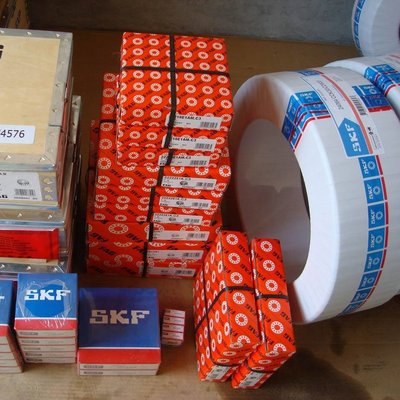 Auto part bearing taper roller bearing 32212 32212JR bearing supplier