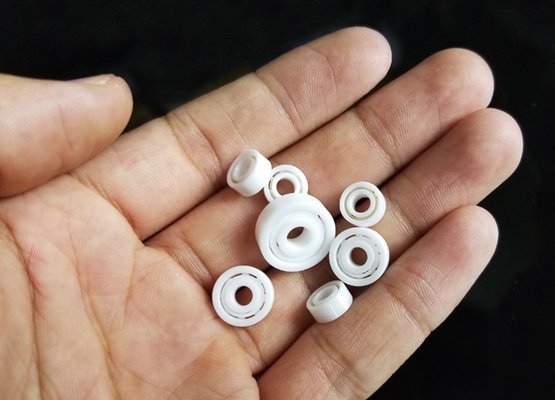 High temperature longboard ceramic ball bearings 626 608 Si3N4 ZrO2 full ceramic ball bearing supplier