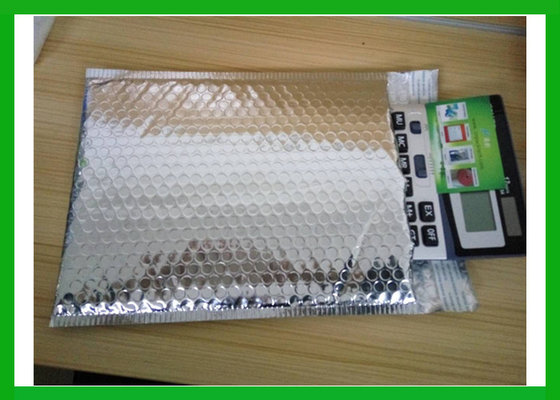 Moisture Shockproof Metallic Poly Foil Bubble Insulated Mailers For Shipping