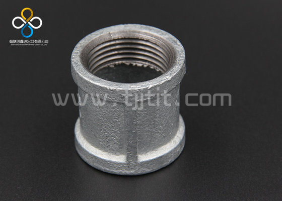 Pipe fittings/220/Hot galvanized malleable iron pipe fittings Sockets supplier