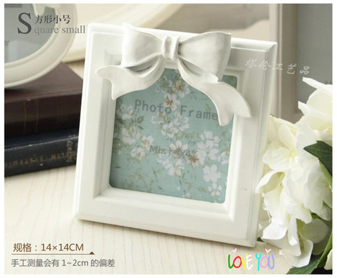 China Stylish picture frame white photo frame with butterfly ornament supplier