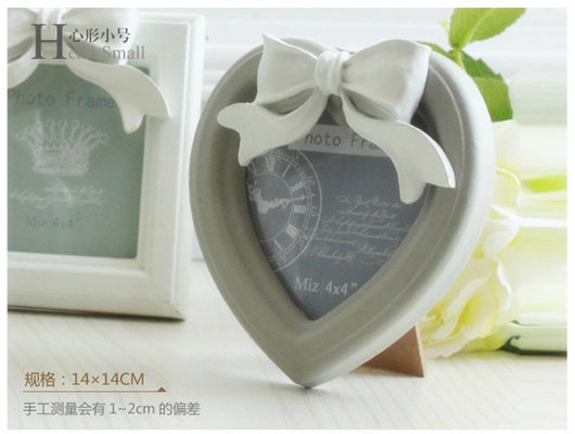 China Antique Photo frame wedding picture frame heart  shape supplier