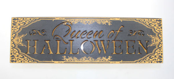 China Halloween word sign plaque wall decoration holiday wooden decoration supplier