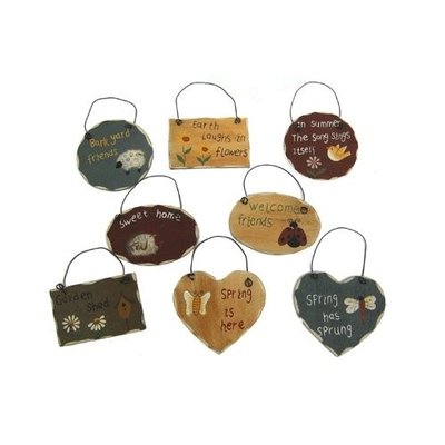 China 2.5“ wooden wall hanging signs available in different shape supplier