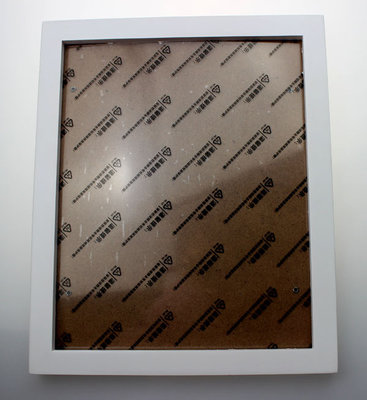 White color solid pine wood photo frames available in different size supplier
