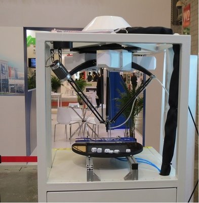 Industrial Servo Robot Arm With Wrist , Automated Assembly Machines
