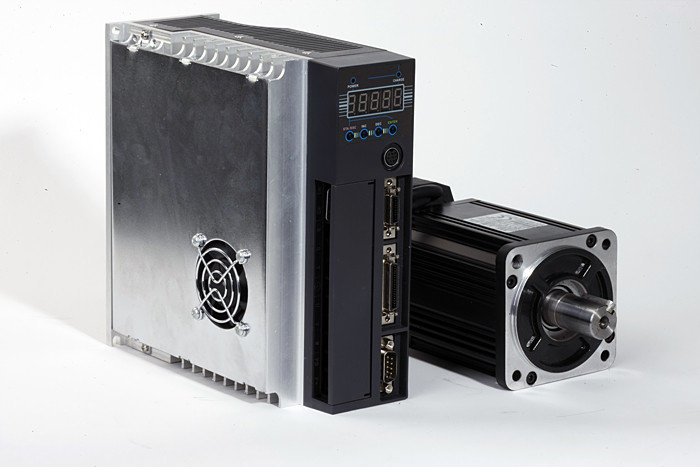 2500 PPR AC 220V High Speed Servo Motor 1.5KW , 6 N.m 2000 RPM 7.4A