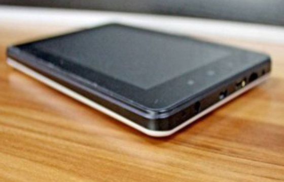 Capactitive 7 インチ Google Android 2.3 タッチパッド Tablet PC WiFi 電話機能付き