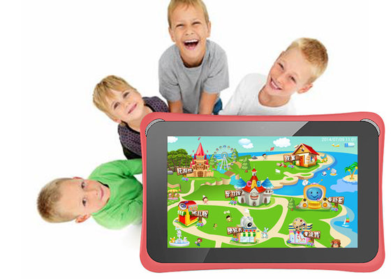 タブレットを学んでいるクォードの中心の教育子供