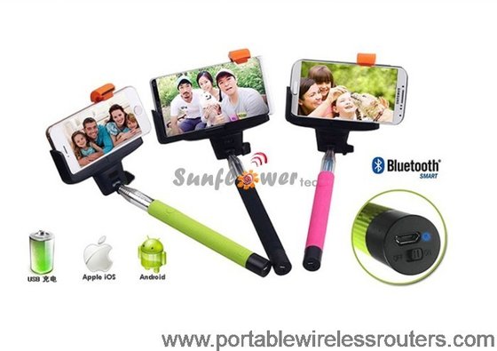 無線携帯電話の携帯電話の付属品 Monopod はポーランド人 Selfie を取ります