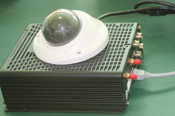 Seguridad móvil DVR del vehículo HDD con la cámara IP 2-CH, el disco duro y el almacenamiento de tarjeta del SD para el taxi