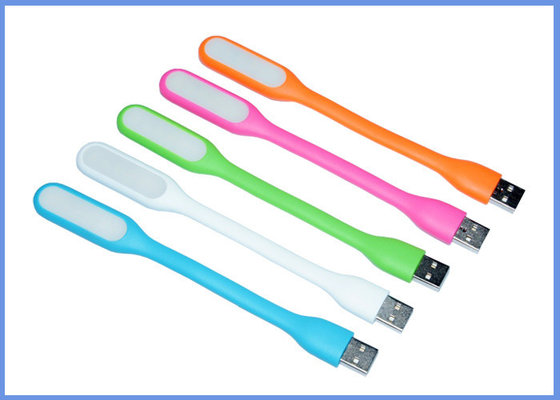 力銀行かコンピュータによって動力を与えられる折り曲げられるポータブル USB LED ライト