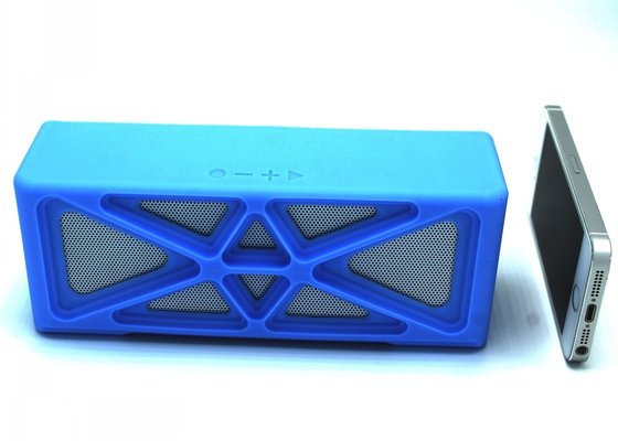 Mic が付いている ブルートゥース  の多彩な携帯用無線屋外のスピーカー