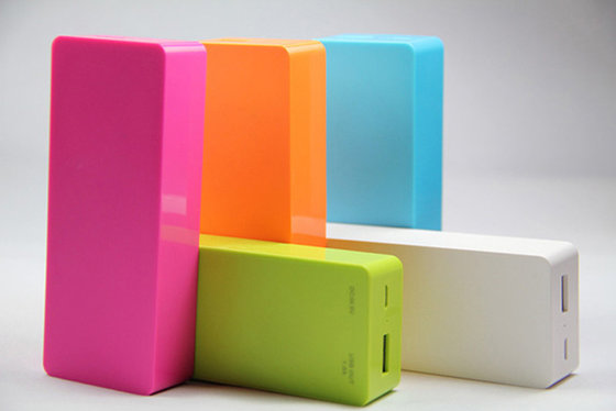 Banco de aluminio del poder de la alta capacidad que encajona 3000mah para los teléfonos móviles y los dispositivos USB
