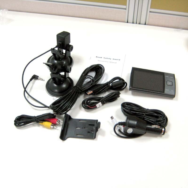 3.5 のインチ 1.3mp の coms センサーの hdmi のビデオ/写真の 360 度の回転を用いる二重 cameracar ブラックボックスの dvr