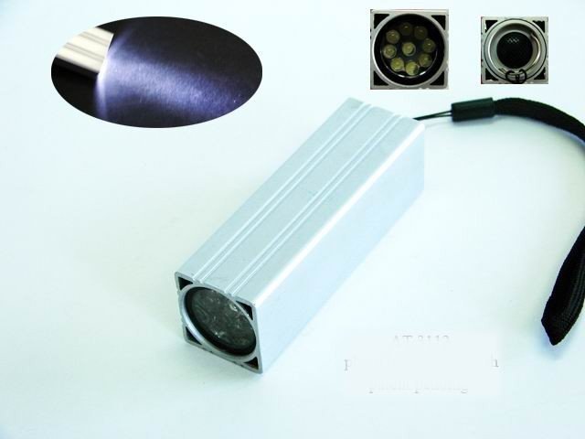 Linternas de LED ND90040 de las pilas AAA del blanco 9 LED 3 mini con 88 * 28 milímetros