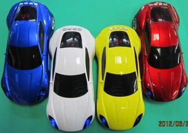 FM のラジオ、デジタル表示装置が付いている車の形の小型カード /USB の着色された再充電可能な小型スピーカー