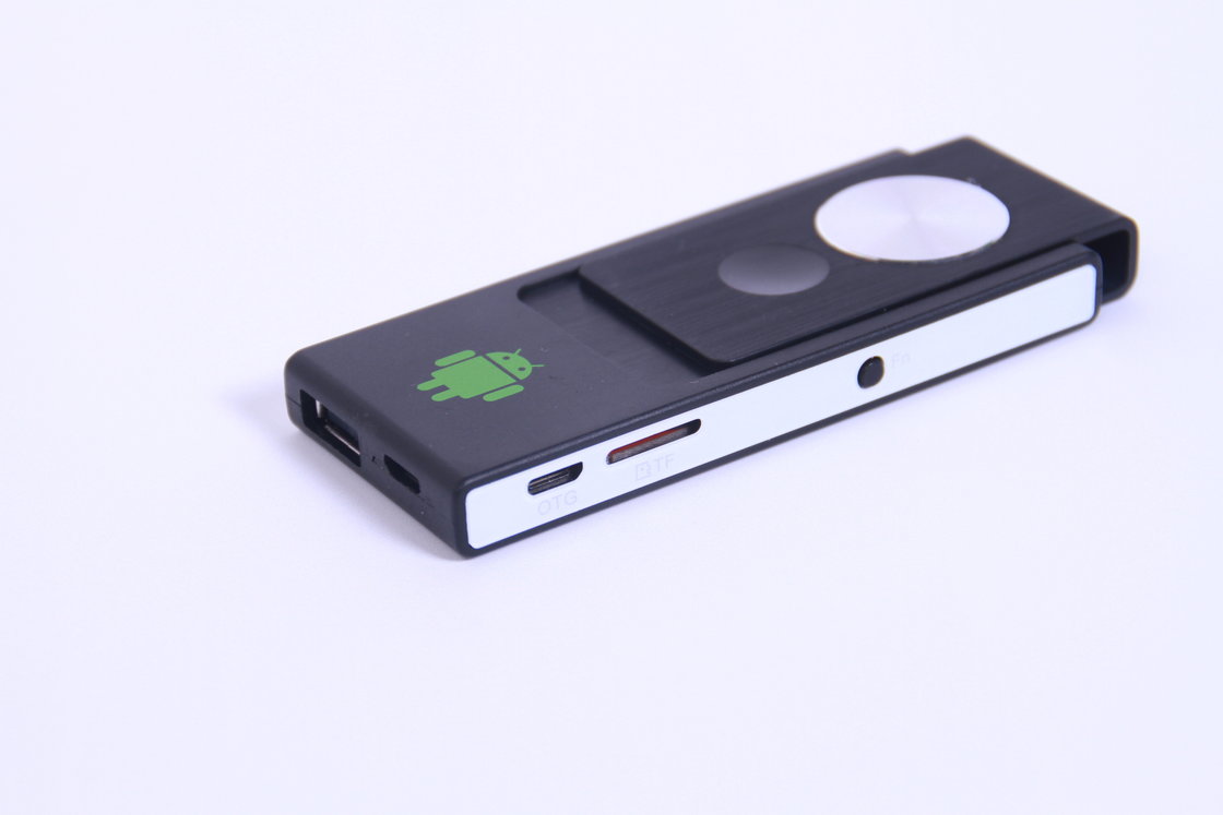 Bluetooth 2G/8G RK3188 quad-core XBMC Media Player androide/mini PC encajona multilingue