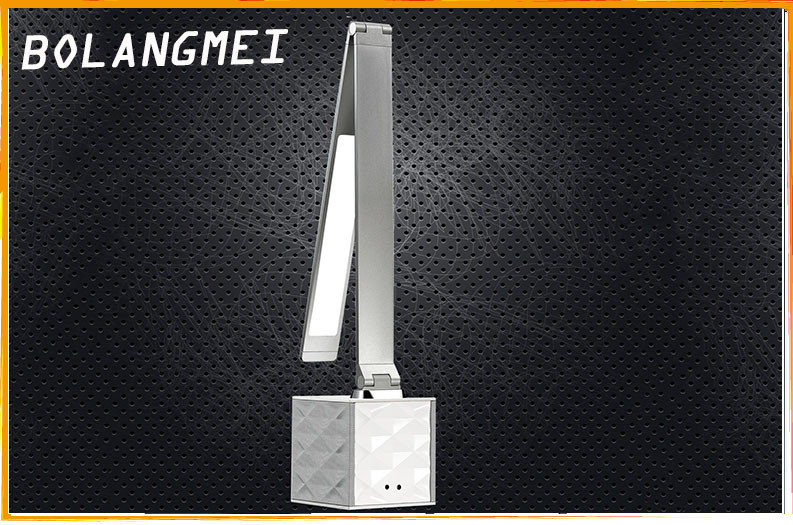 lámpara de mesa del metal LED del sensor del tacto de la voz 18W con plata + blanco del altavoz de HD Bluetooth