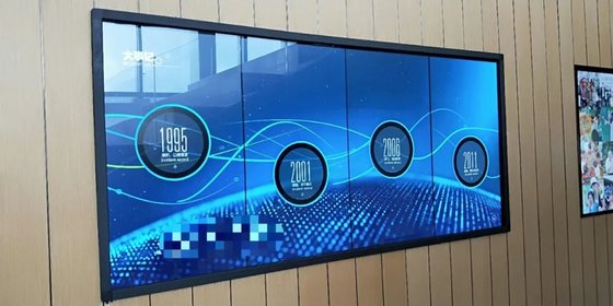 3.5m m ángulo de visión video inconsútil de 55 de la pulgada del LCD varios idiomas de la pared 178/178 grado