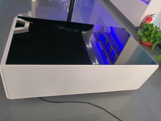 La medios tabla interactiva lateral elegante con Bluetooth habla el refrigerador de carga inalámbrico