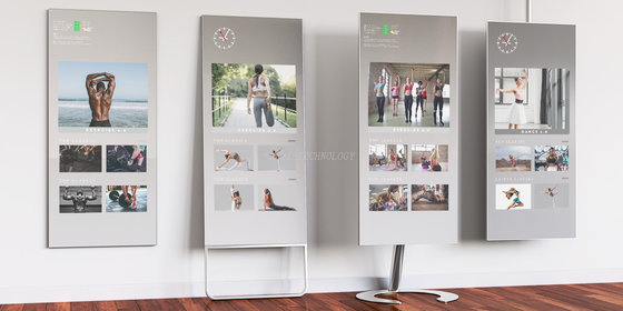 Cabina de la foto de la imagen de espejo de la publicidad del LCD pantalla táctil del soporte de la pared de 43 pulgadas teledirigida