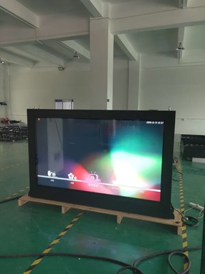 2500 liendres 65" información en tiempo real 1920*1080 de la exhibición de la publicidad del Lcd de la señalización de Digitaces