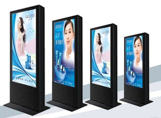 Indicador digital al aire libre del Super Slim 43inch IP65 LCD, pantalla LCD táctil con el ordenador de Windows y jugador de Android opcional