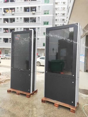 Outdoor Advertising Waterproof Screen Size Advertising Player Outdoor LCD Digital Signage