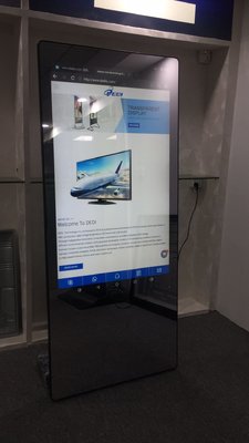 Equipo electrónico del anuncio del Lcd de la exhibición interior del espejo liendres de 55 pulgadas 450