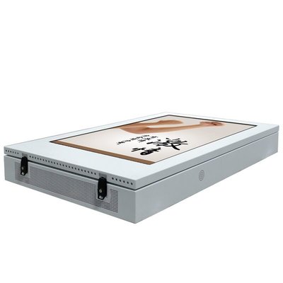 2000cd/m2 Brightness Outdoor LCD Digital Signage 55 Inch IP55 Wide Viewing Angle