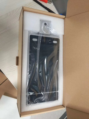 La termal infrarroja AI de la señalización al aire libre del LCD Digital del metal elegante hace frente al reconocimiento