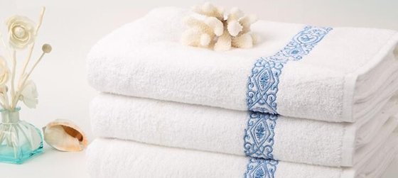 Top Grade White Embroidered Bath Towels Ultra Soft Hotel bath towels