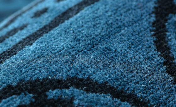 Yarn Dye Jacquard Patterned Bath Towels  Machine Washable Ultra Soft