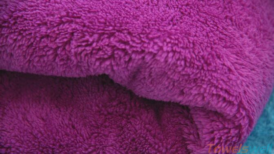 Microfiber Coral Velvet Bath towels Scratch-Free, Machine Washable.