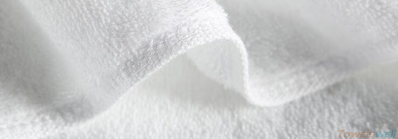 Lint Free Ultra Soft  Drying fast Super Absorbent Embroidered Bath Towels