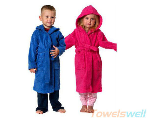 Toddler Bathrobe Lint Free, Ultra Soft, Durable, Scratch-Free, Machine Washable.