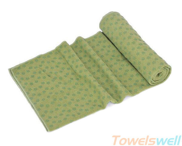 Plum Blossom Shaped PVC Dots Yoga Towels   Non-slip,Ultra Soft,Machine washable,Fast dry