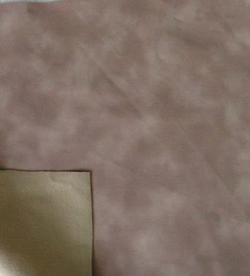 Thickness 0.7 - 0.9mm PU Leather Cloth Soft and Comfortable Handfeeling