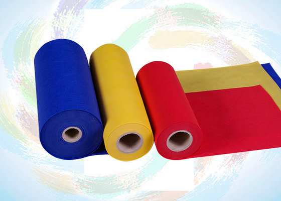 Red Environmental friendly PP Non Woven Fabric for Agriculture / Household Products