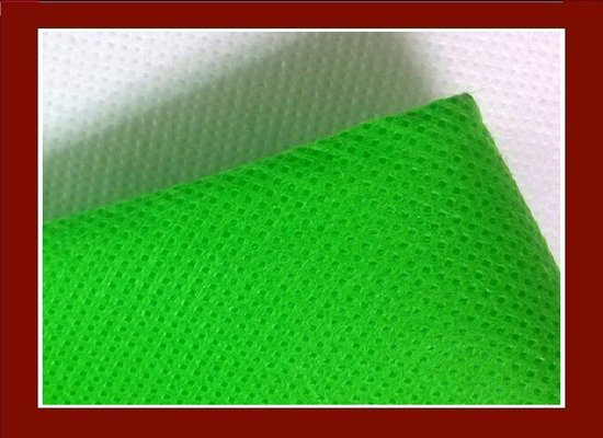 Skin Clean Towel Raw Material PP Non Woven Fabric , Colorful Spunbond Nonwoven Fabric