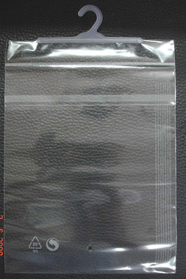 Small Clear PP Poly Bags With Hangers For Apparel / Clothing / Dress